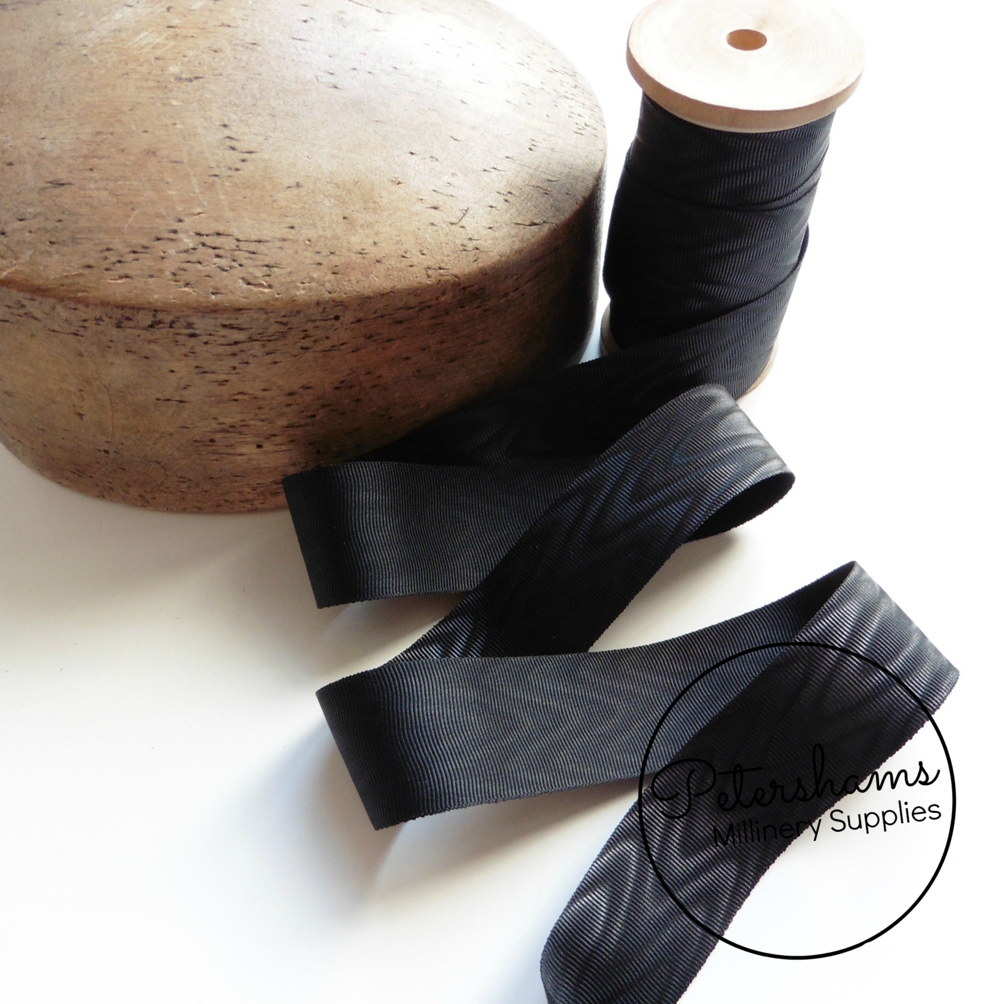 32mm Wide Moire Grosgrain Ribbon - 1m – Petershams Millinery Supplies